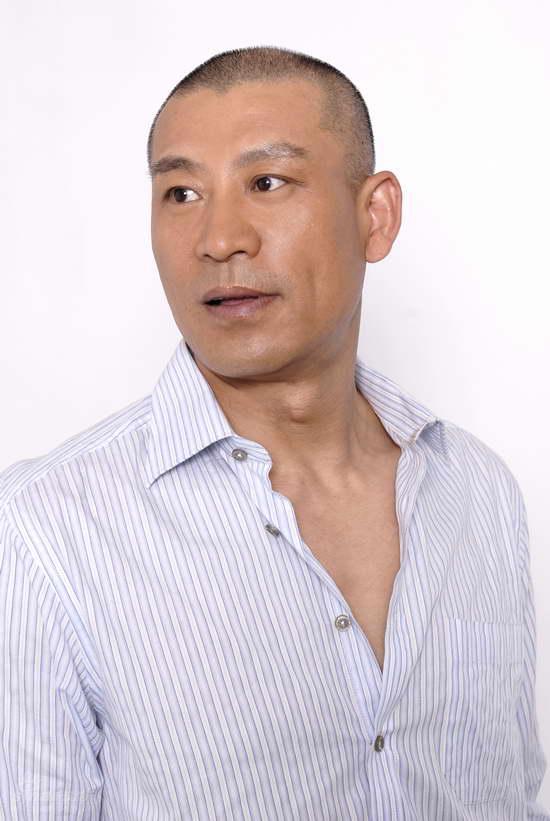 Shi Xiaohong loves his wife Xie Lan, Xiying and Dink, take care of her ...