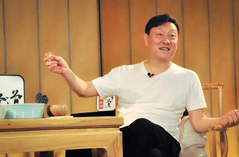 Singer Han Lei: Chasing 16-year-old "Flower of the Grassland" with gray ...