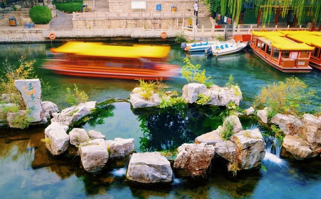 You can enjoy the beauty of mountains and rivers without going out of ...