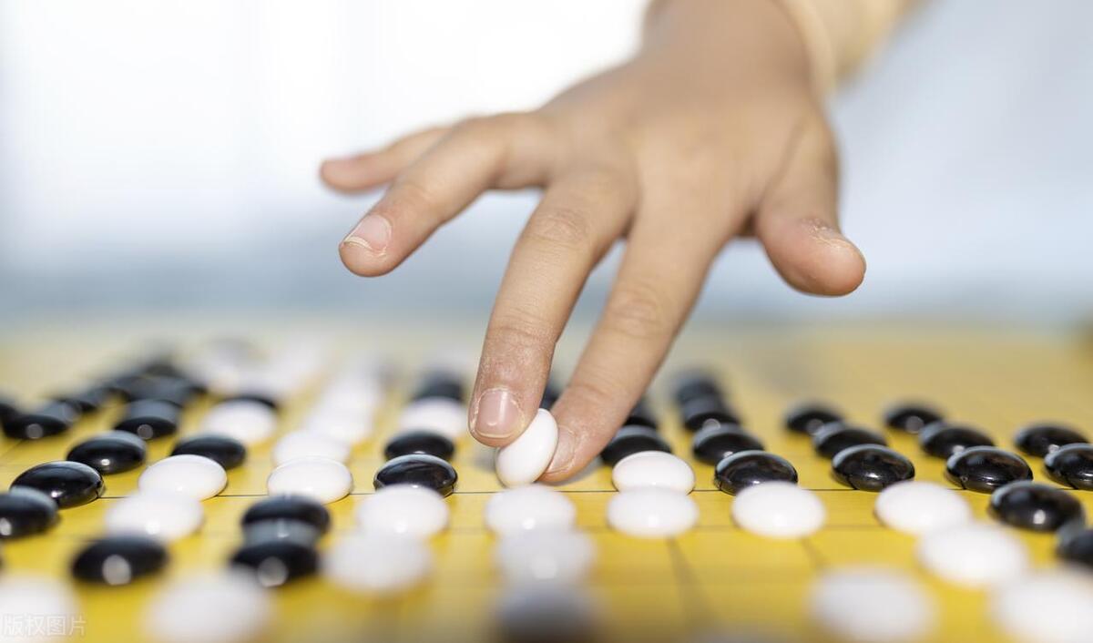 Properly put down the phone and explore the benefits brought to you - iNEWS