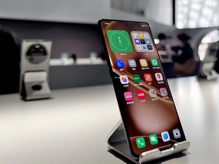 OPPO high-end flagship exposure, 144Hz + rear quad camera, dual-core ...