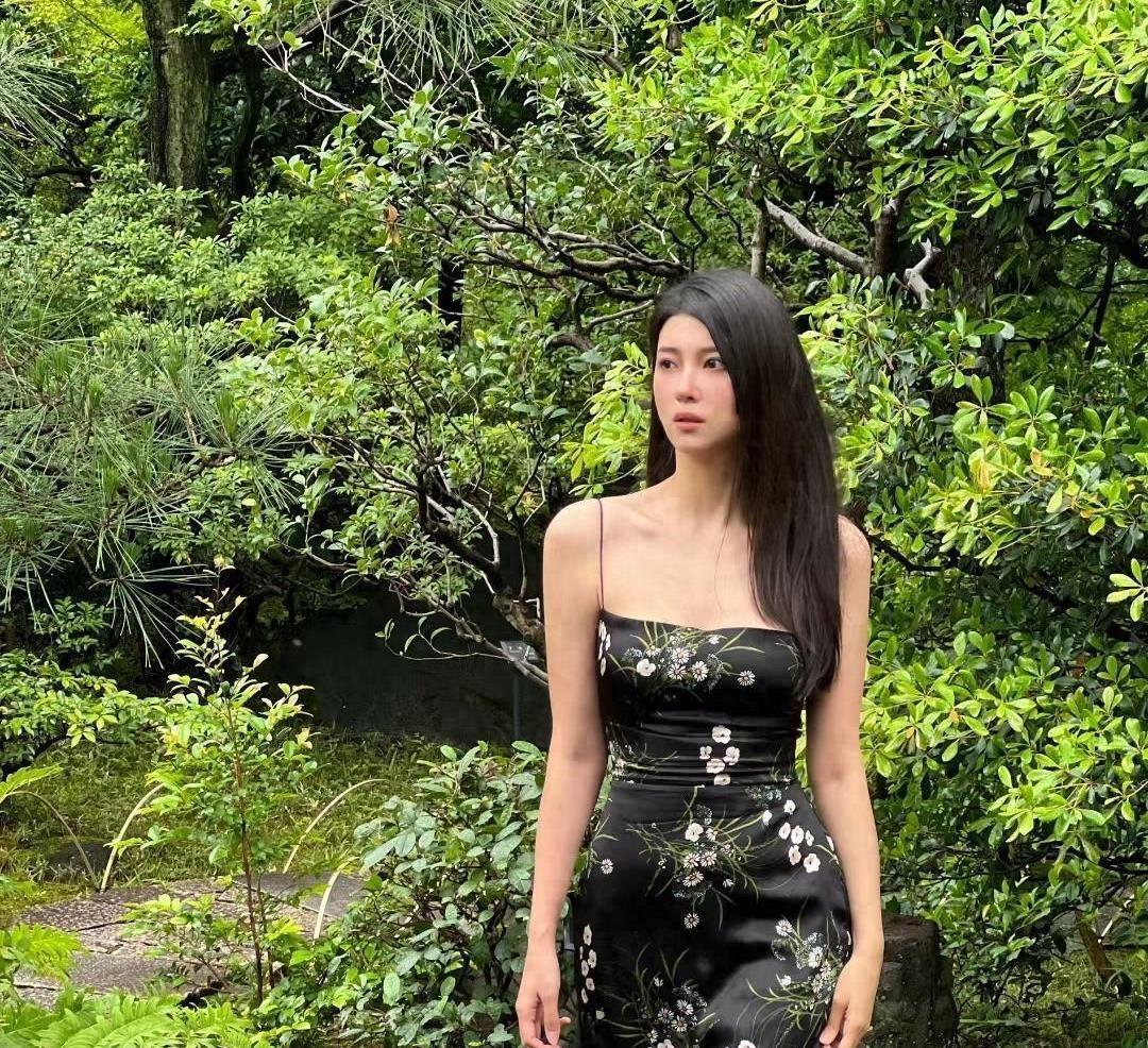 Liu Xiaoyu and his model wife traveled to Japan! The husband is sunny and handsome, and the wife ...