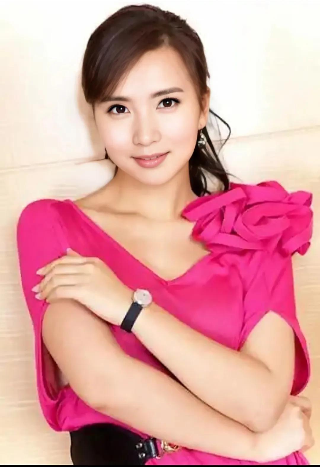 Heartthrob: Chen Hao's charming photos - iNEWS