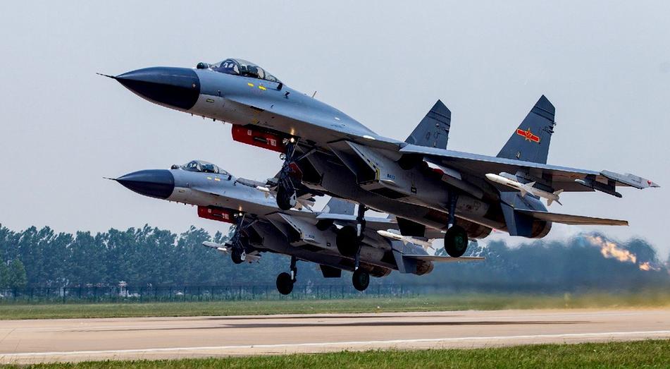 400 sorties of Chinese and American fighter planes fought in the Taiwan ...