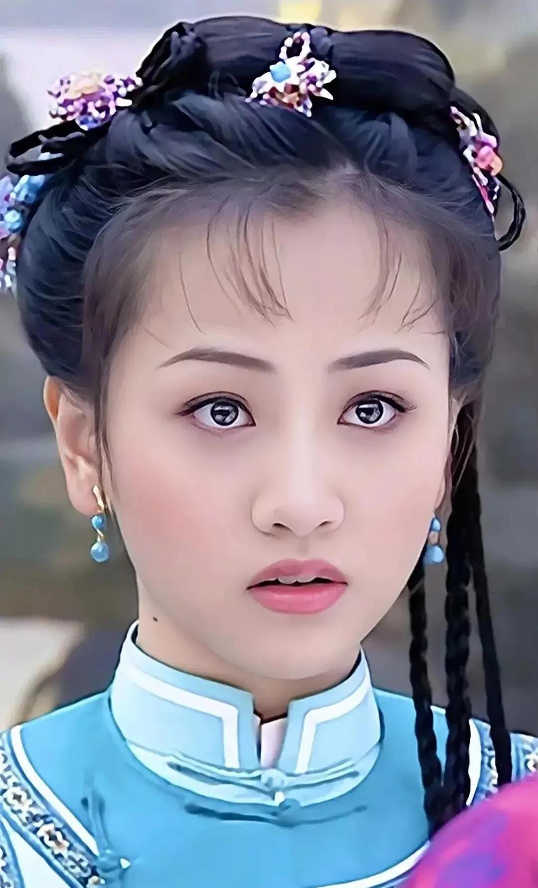 Beautiful picture of Yang Rong - iNEWS