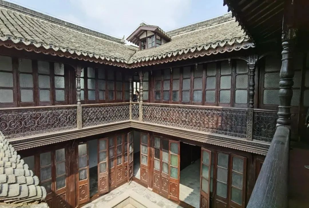 Sijing Ancient Town - iNEWS