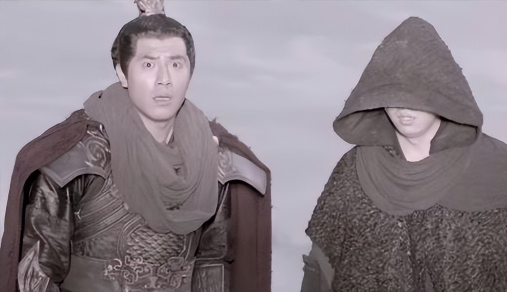 In "Celebrating More Than Years", Emperor Qing beat arrows and armor ...