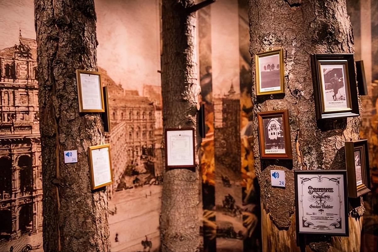 Appreciation of Mozart Symphony - iNEWS