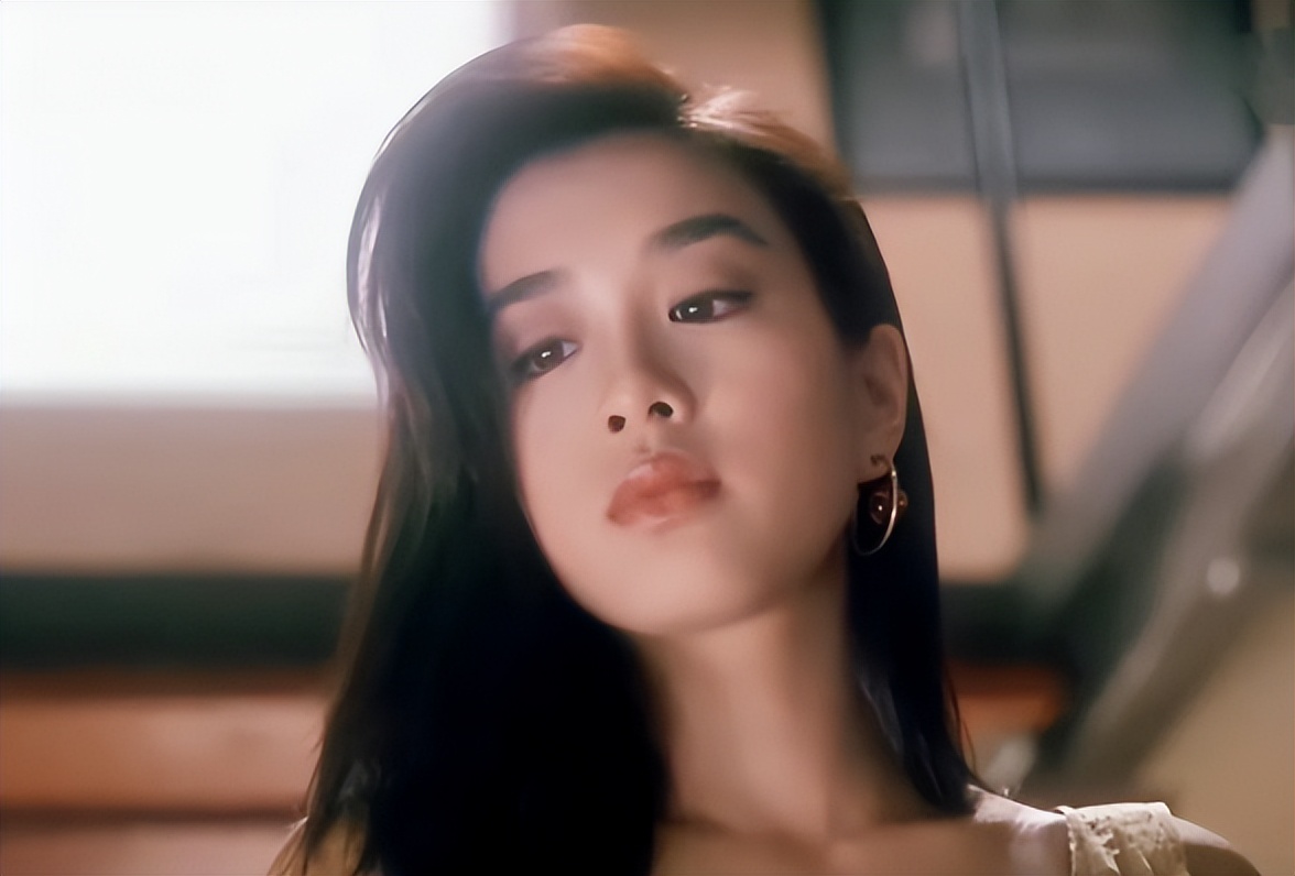 Also as beautiful as a muse, but like Hong Xin is a fool in love? - iNEWS