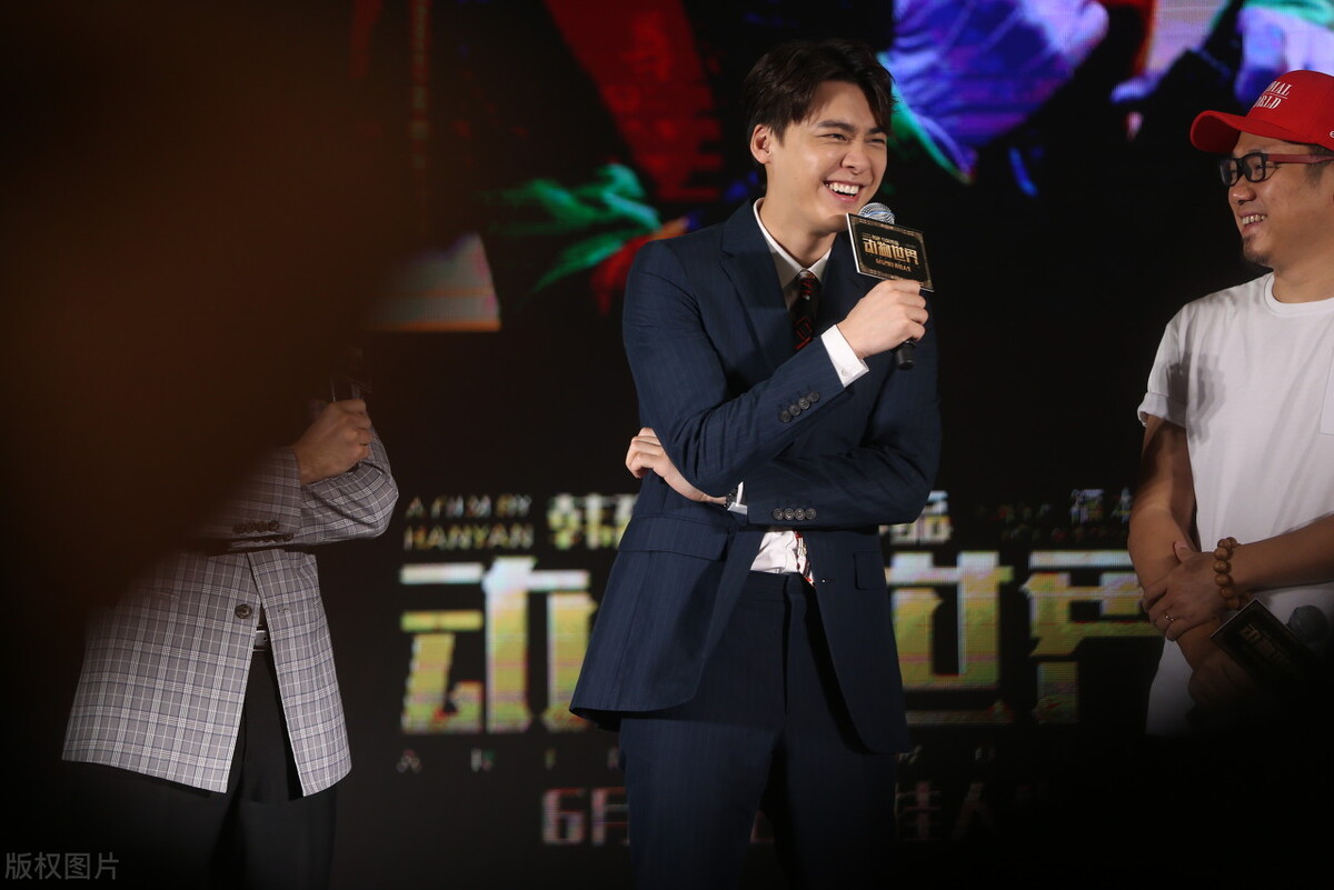About 9.10 Li Yifeng did not attend the CCTV Mid-Autumn Festival Gala - iNEWS