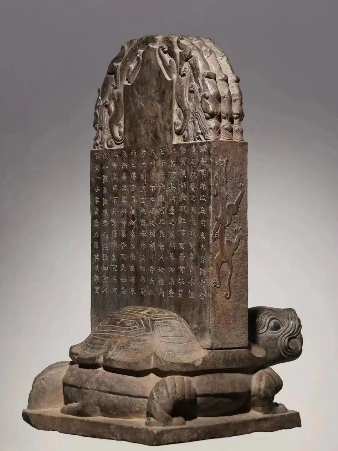 Wei and Jin Turtles and Buddha Monuments with a height of 70cm and a ...
