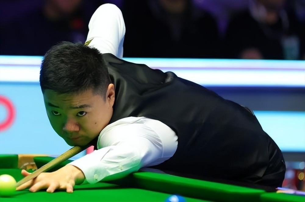 Ding Junhui strives to achieve four championships in the British ...