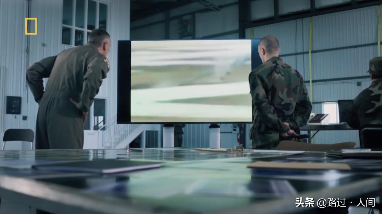 The real story of the crash of the U.S. B2 stealth bomber - iNEWS