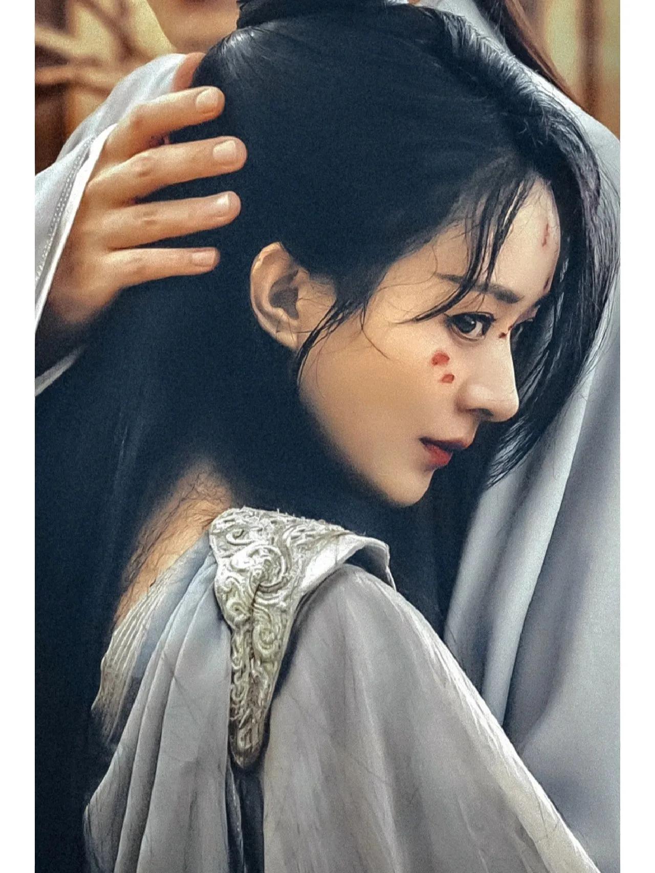 The world is awake Zhao Liying - iMedia