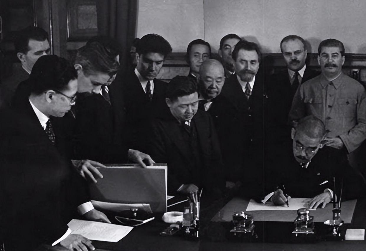 After the Second World War, the development of the British ...