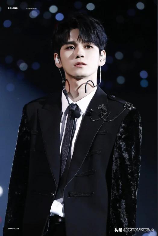 A handsome man like a statue of David!Han Yu can always grow some face ...