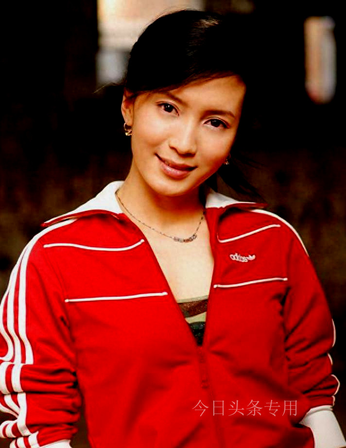 Hu Xiaoting: Your mother is paralyzed, your father is an amputation ...