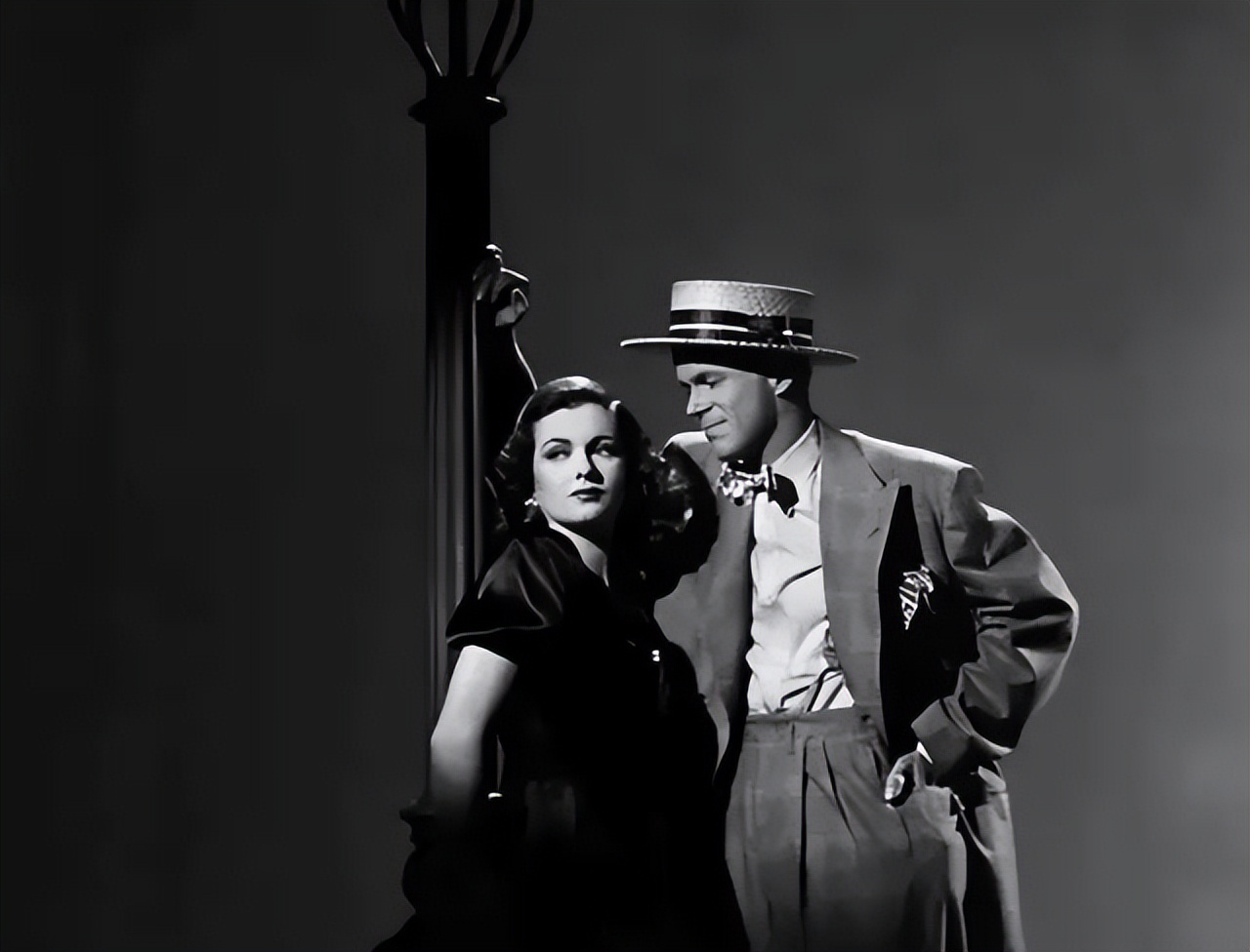 The story of Lao Rongzhi in the US version in 1945 was compared with ...