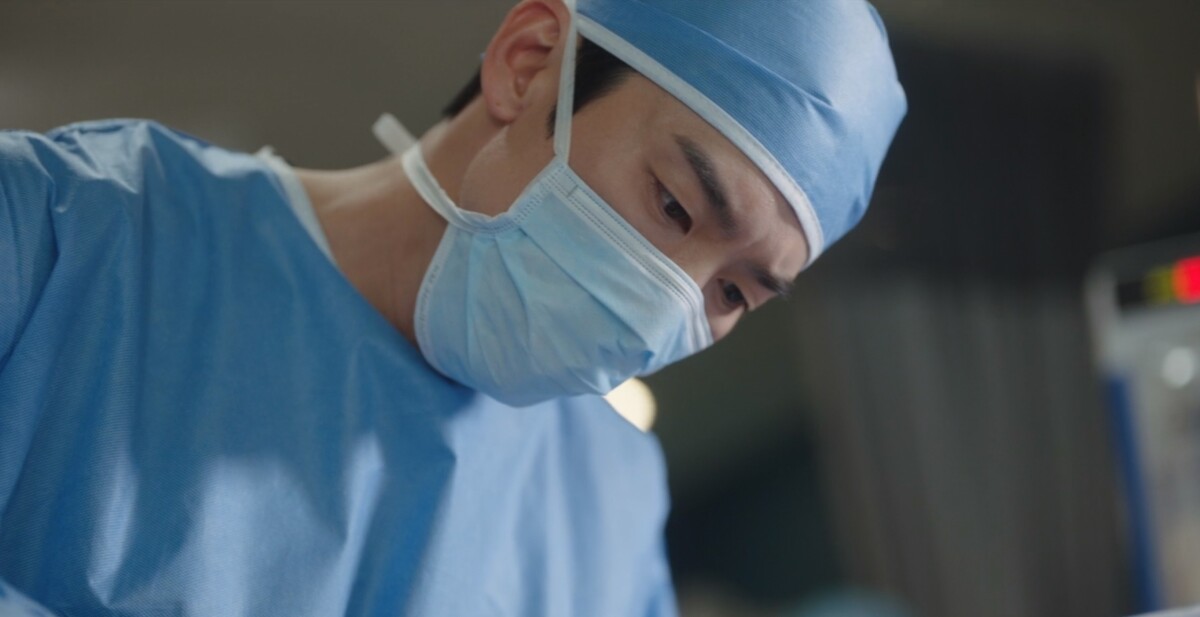 Net comment on the most memorable scene in the ending of "Romantic ...