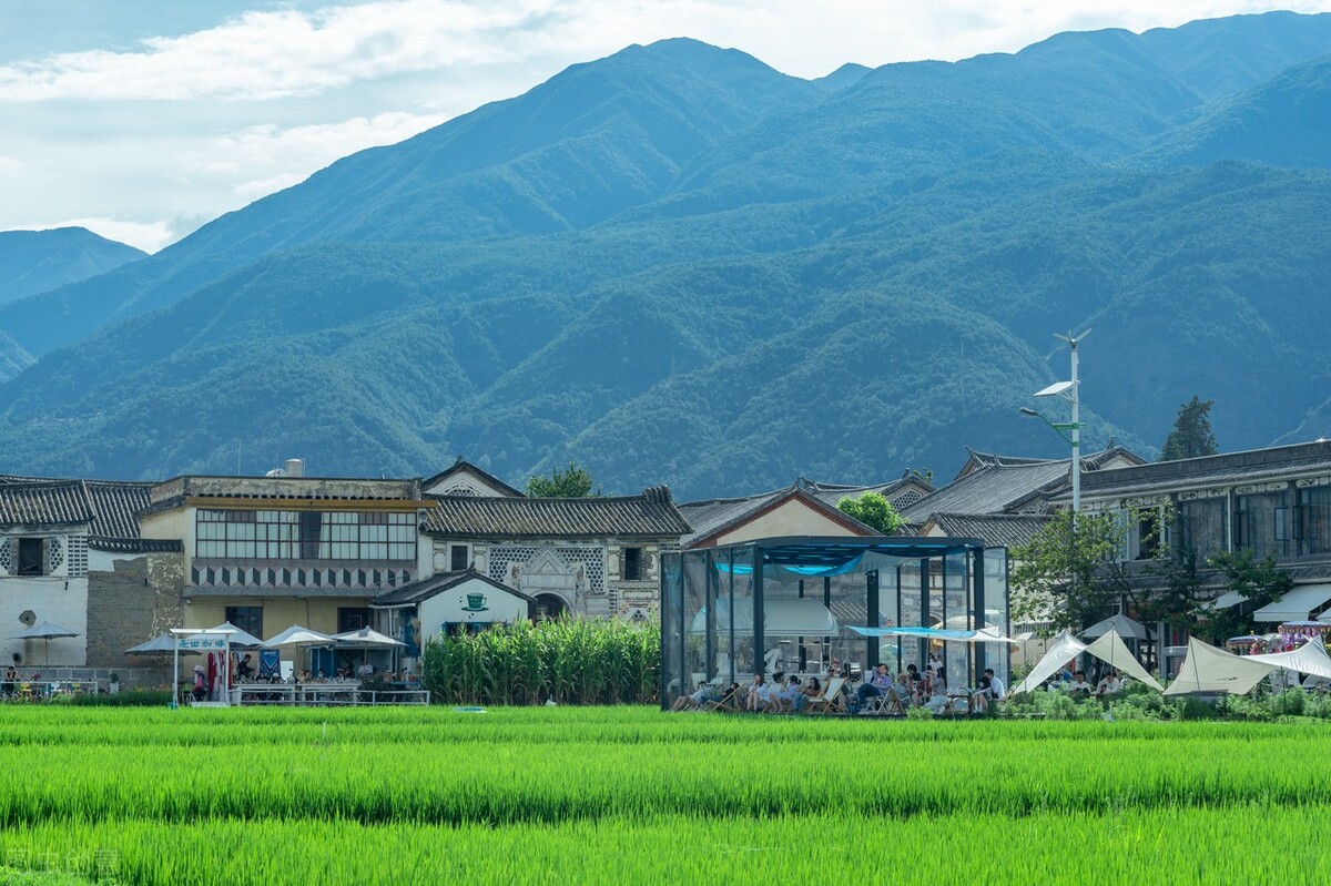 The 10 most beautiful niche travel destinations in spring!The value of ...