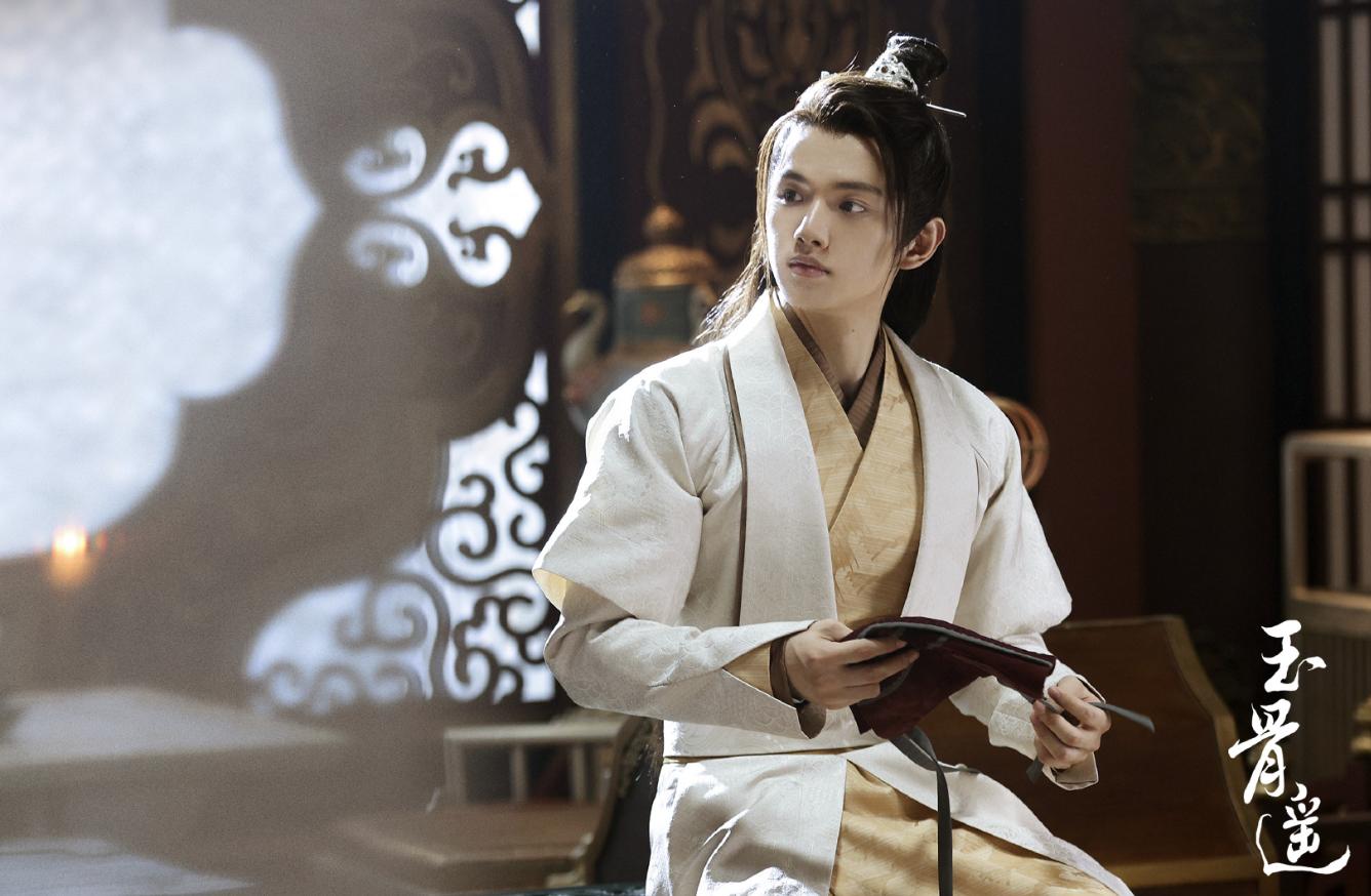 In the finale of "Yu Gu Yao", it turns out that Shi Ying and Zhu Yan ...