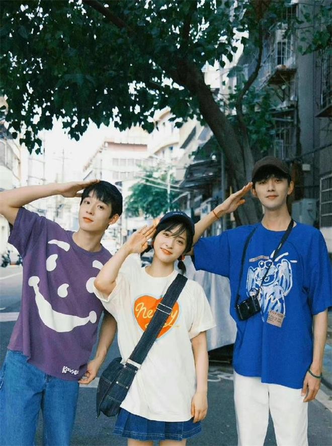 26-year-old Shen Yue showed up at her alma mater to record a show, her ...