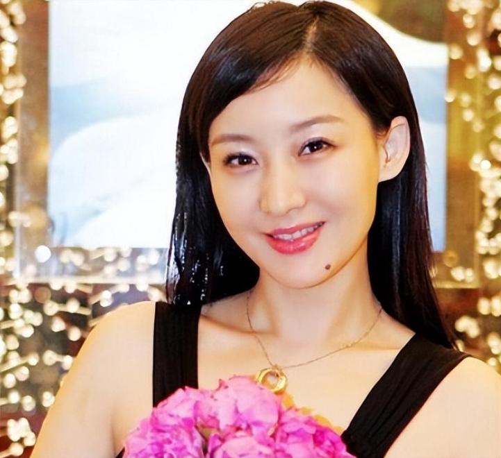 Sun Nan and Mai Hongmei: Divorced for 13 years, the situation of the ...