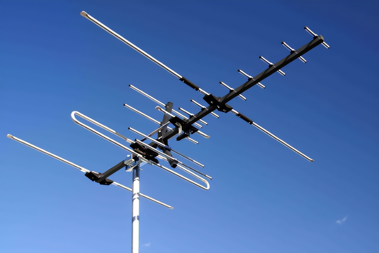 A Signal Journey through Time and Space: Exploring the Origin and Early ...