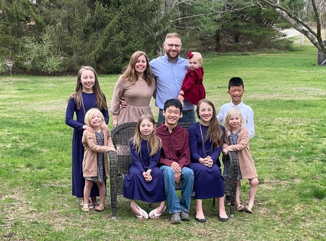 In 2016, an American couple adopted a disabled Chinese orphan. How is ...