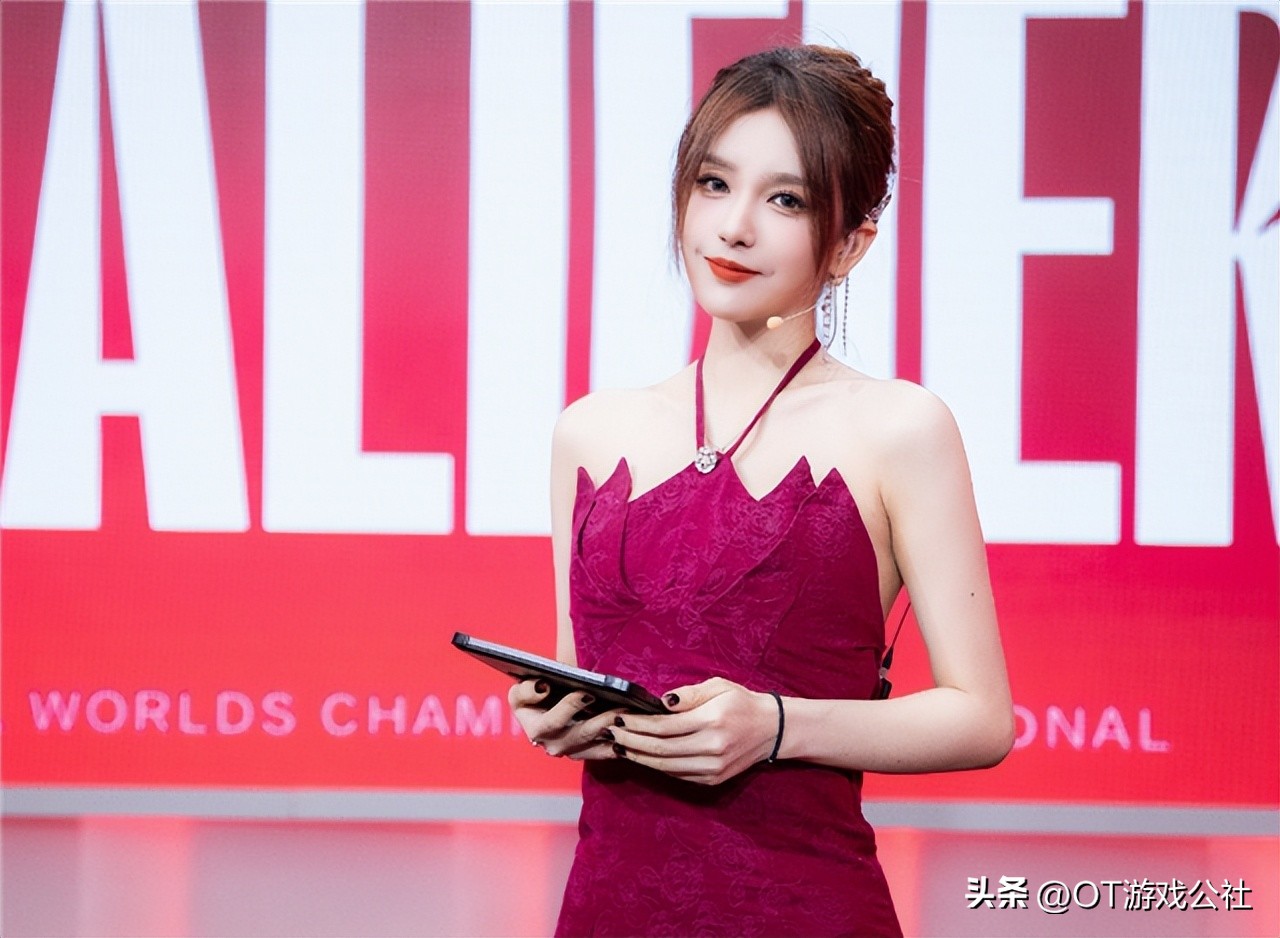 Yu Shuang tells a small backstage detail: the staff wept for RNG, but ...