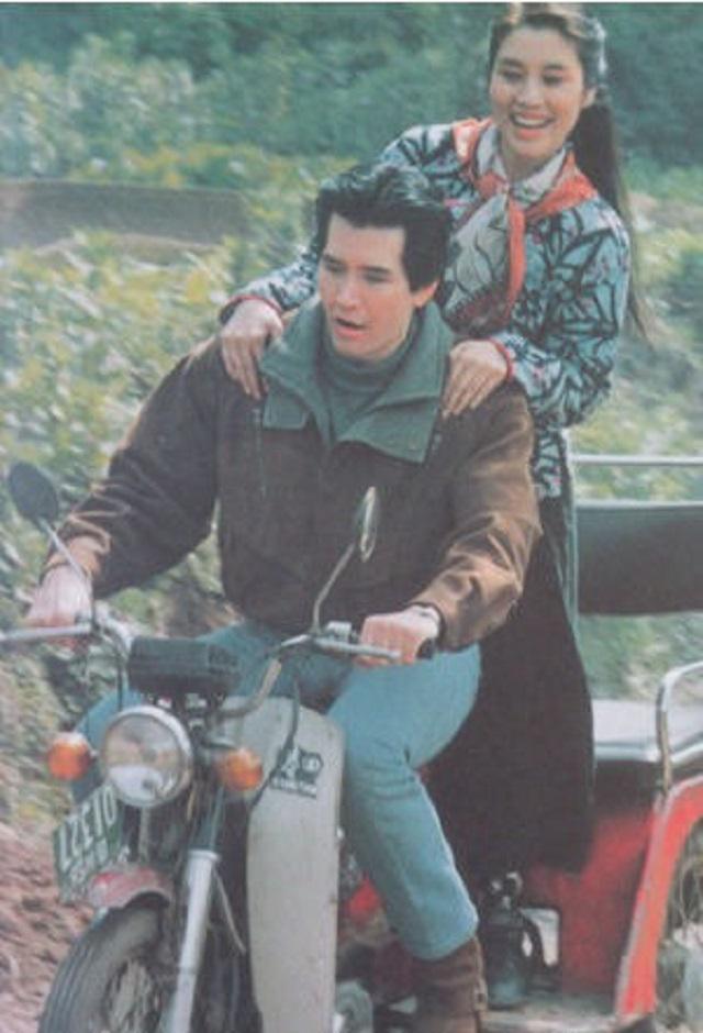 In 1987, after the Spring Festival Gala became popular, he went to the ...