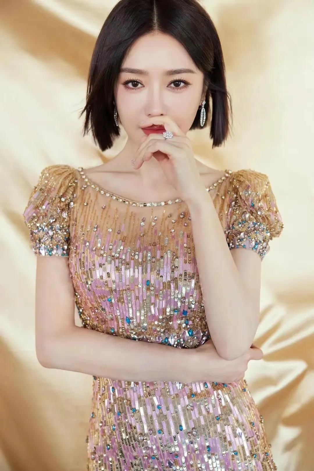 The radiant Qin Lan - iMedia