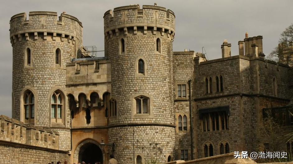 The Development of Castle Architecture and the Evolution of Military ...