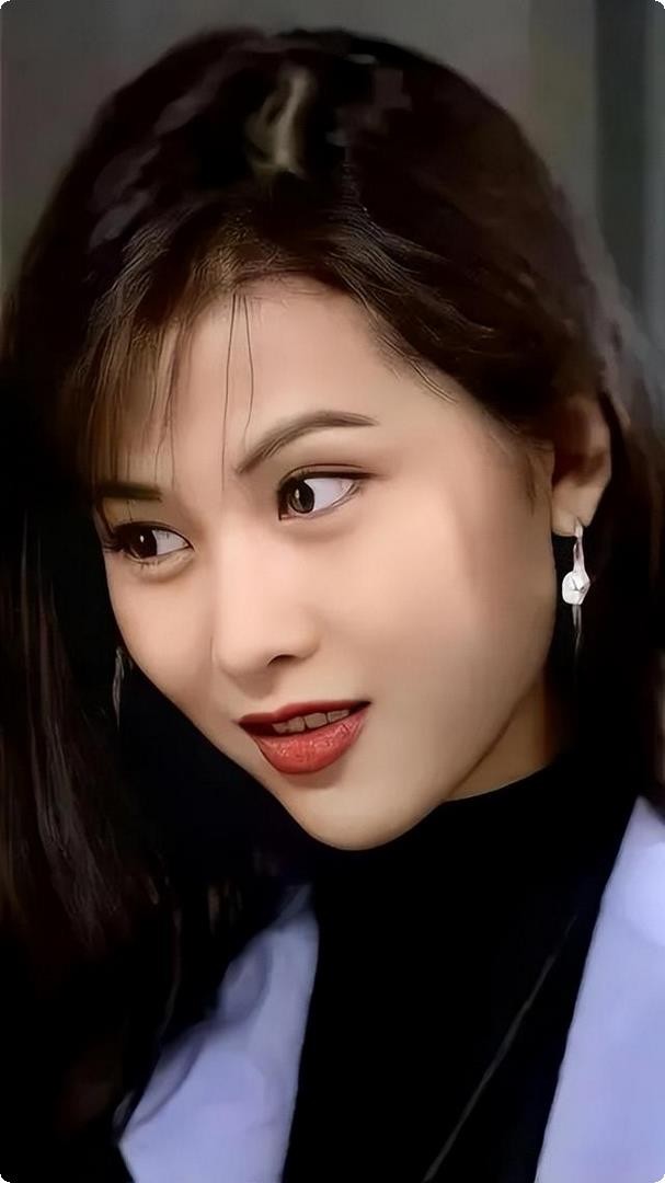 Revealing the fig leaf of "femme fatale", Li Jiaxin, "the most ...