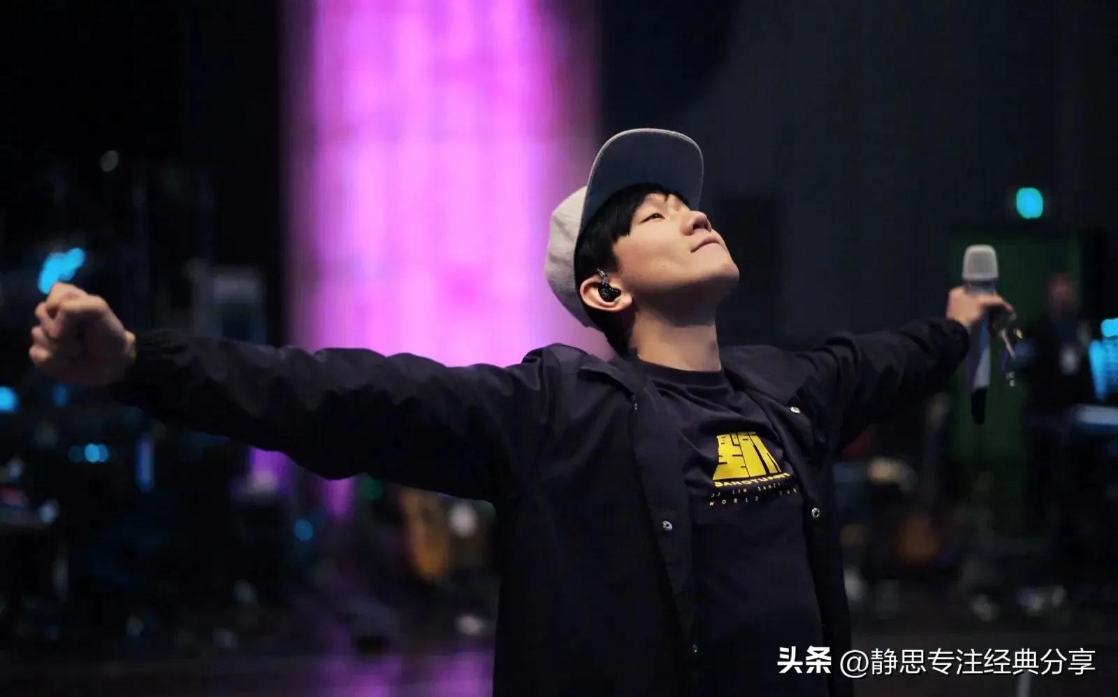 Lin Junjie was born in a musical family, he is known as the walking CD ...