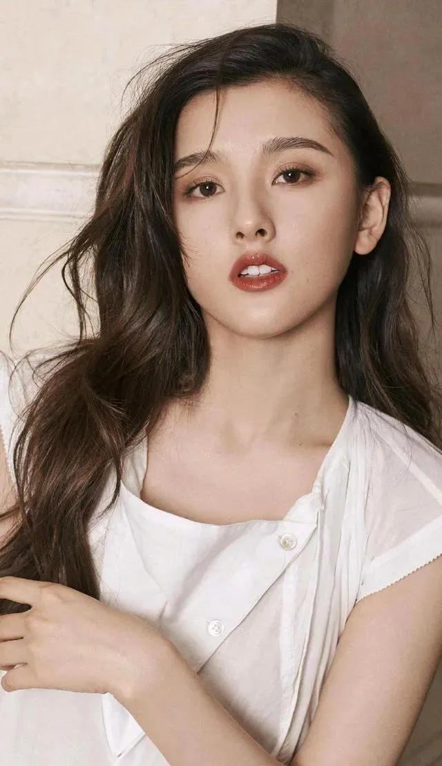 The amazing Song Zuer - iNEWS