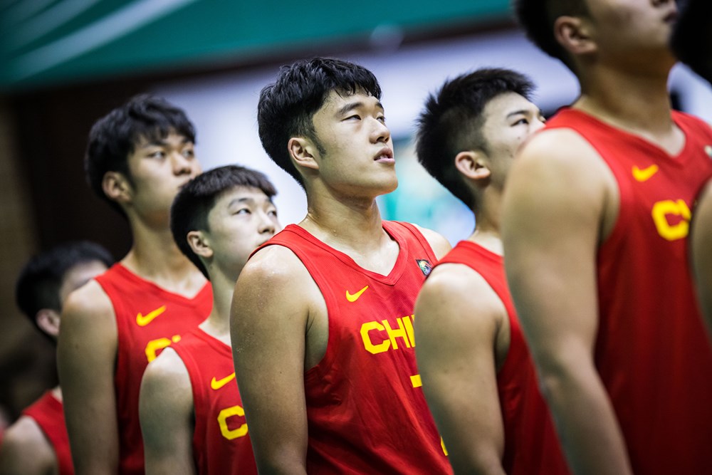 45-41!China's U18 National Youth leads the South Korean team by 4 ...