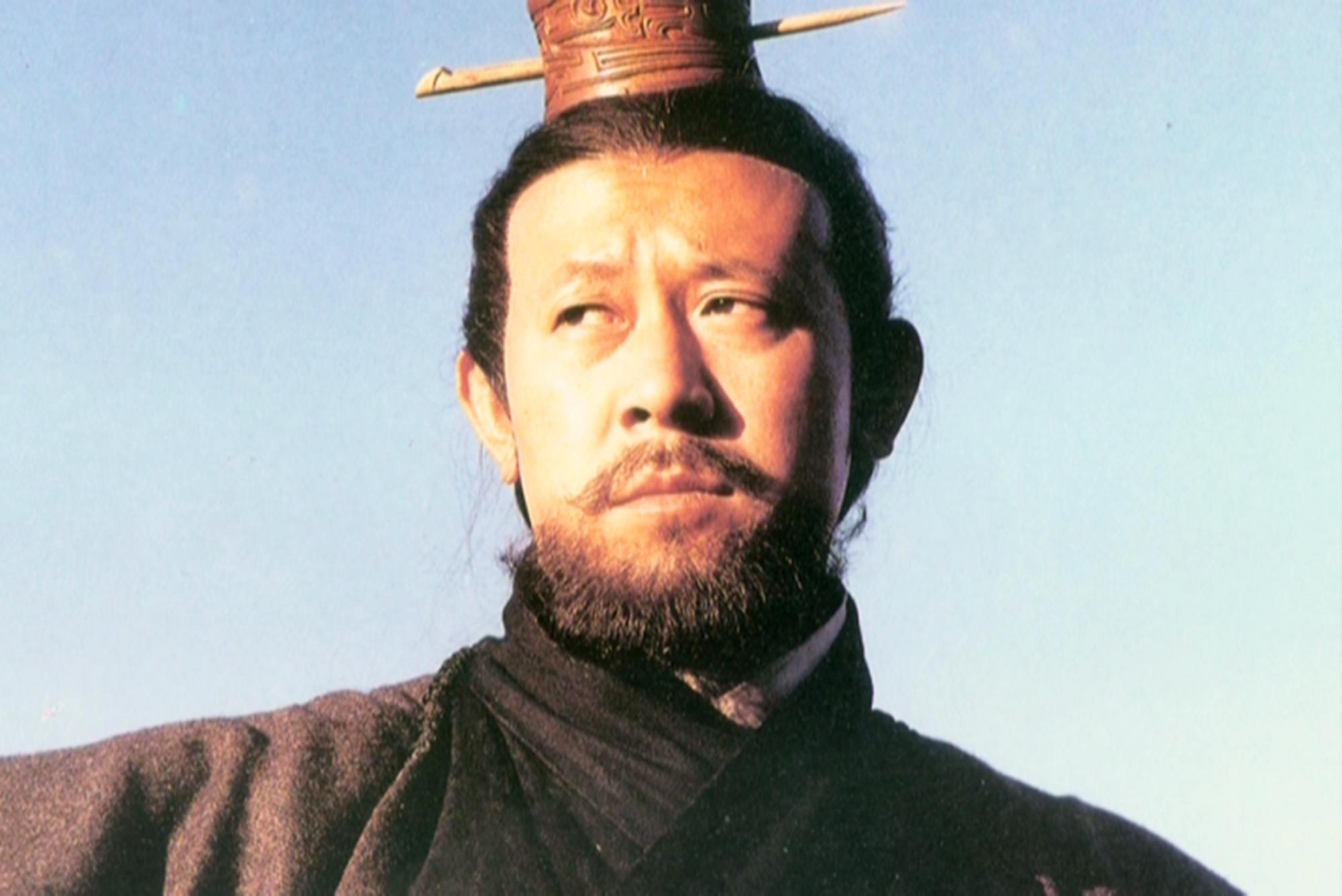 Also play "Qin Shi Huang", put Zhang Fengyi, Jiang Wen, Fu Dalong ...