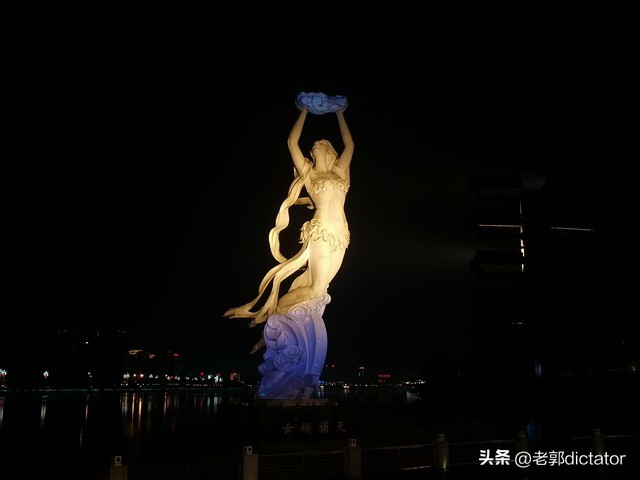 The origin and process of Nuwa refining stones to mend the sky - iNEWS