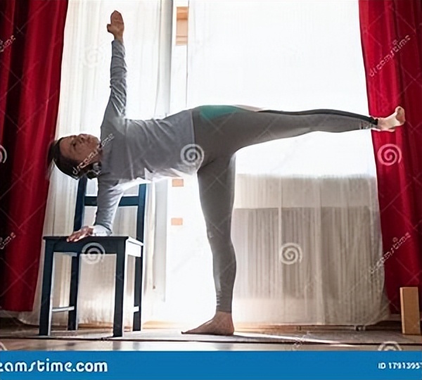 Asanas: Half Moon Pose - iNEWS