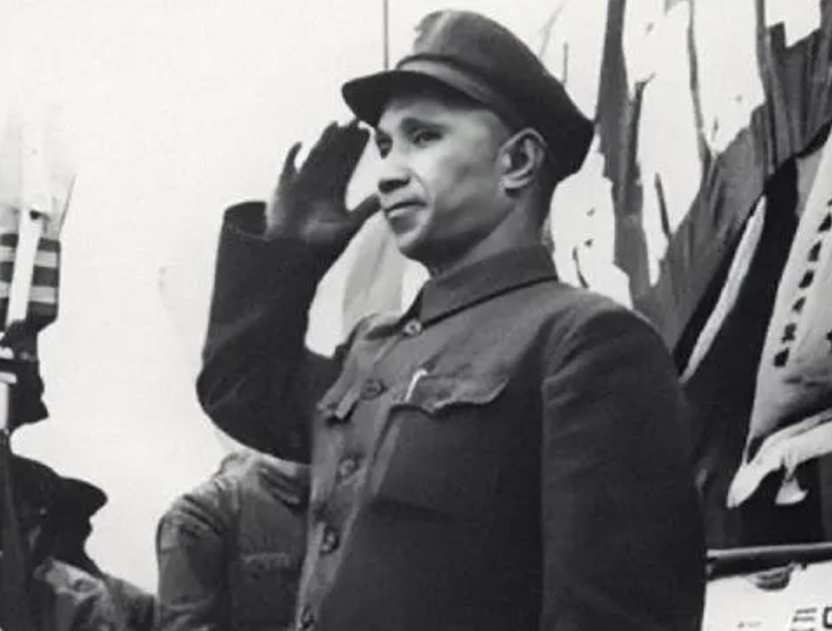 Su Yu and Chen Geng met by chance, and Chen Geng said with all his ...