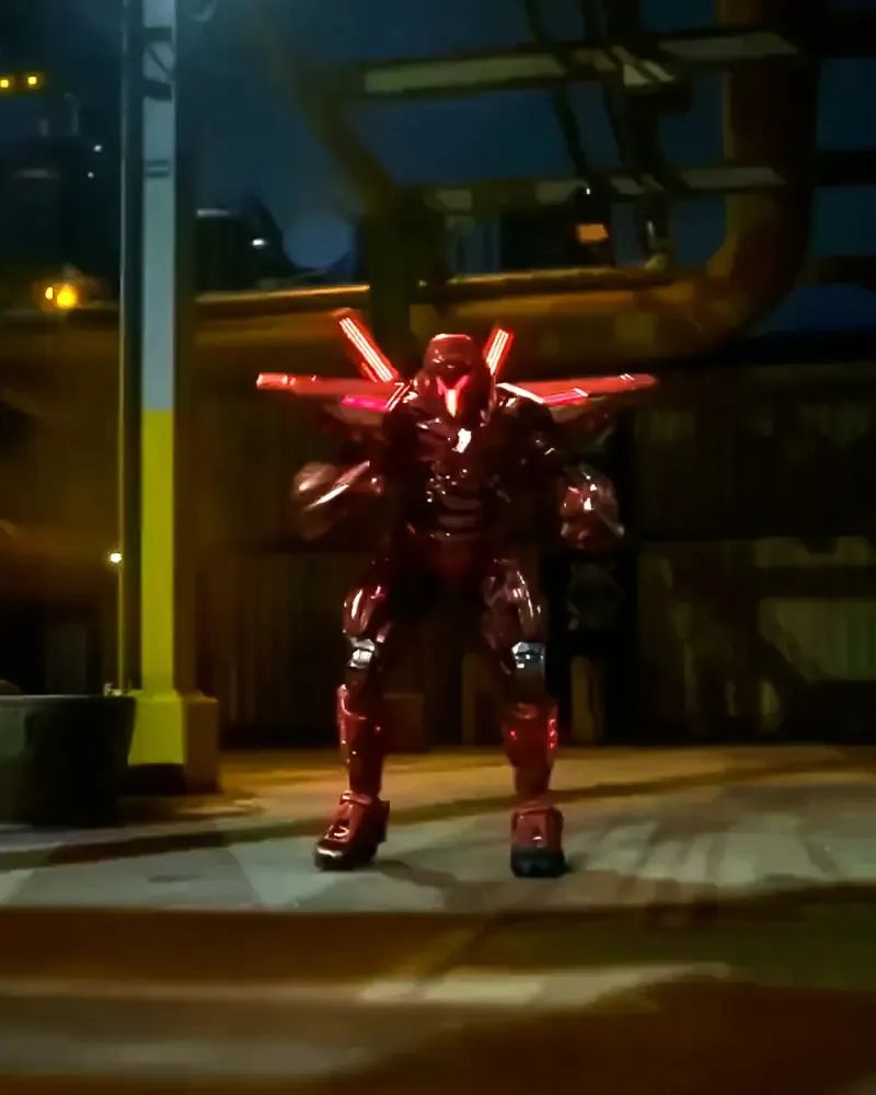 The villain of "Blue Beetle" debuts for the first time! Wearing red ...