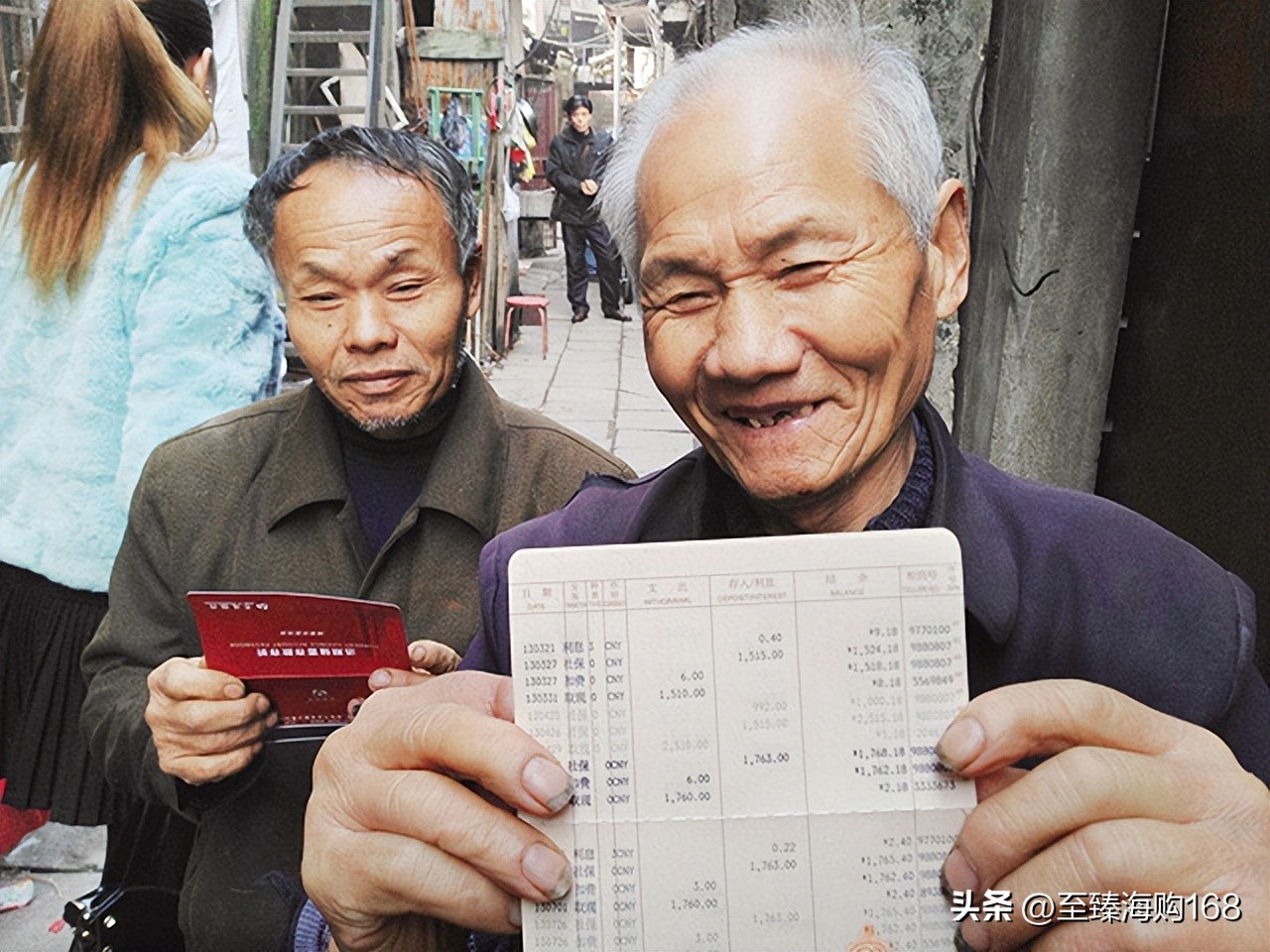 How much money do people need to save in middle age to retire for the ...