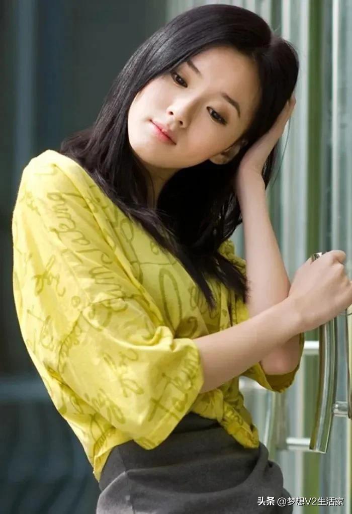 Oxygen beauty Jiang Kaitong, lovely girl next door temperament - iNEWS