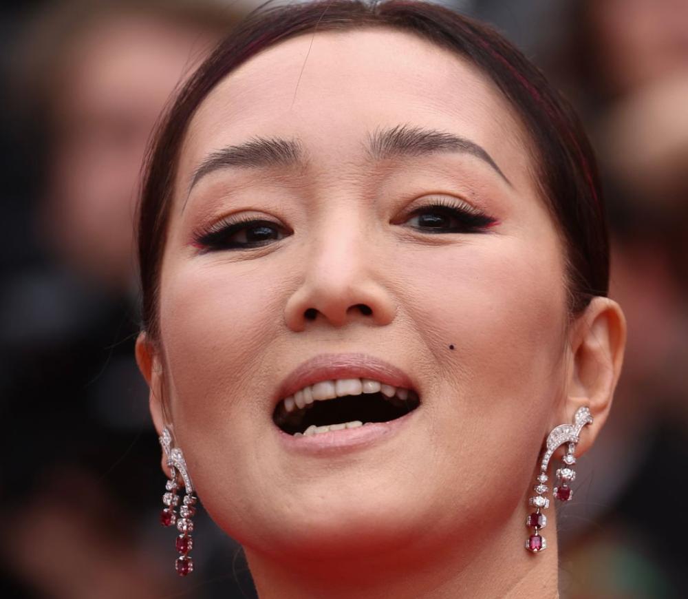 The second round of Cannes red carpet photos! The body is deformed, the ...