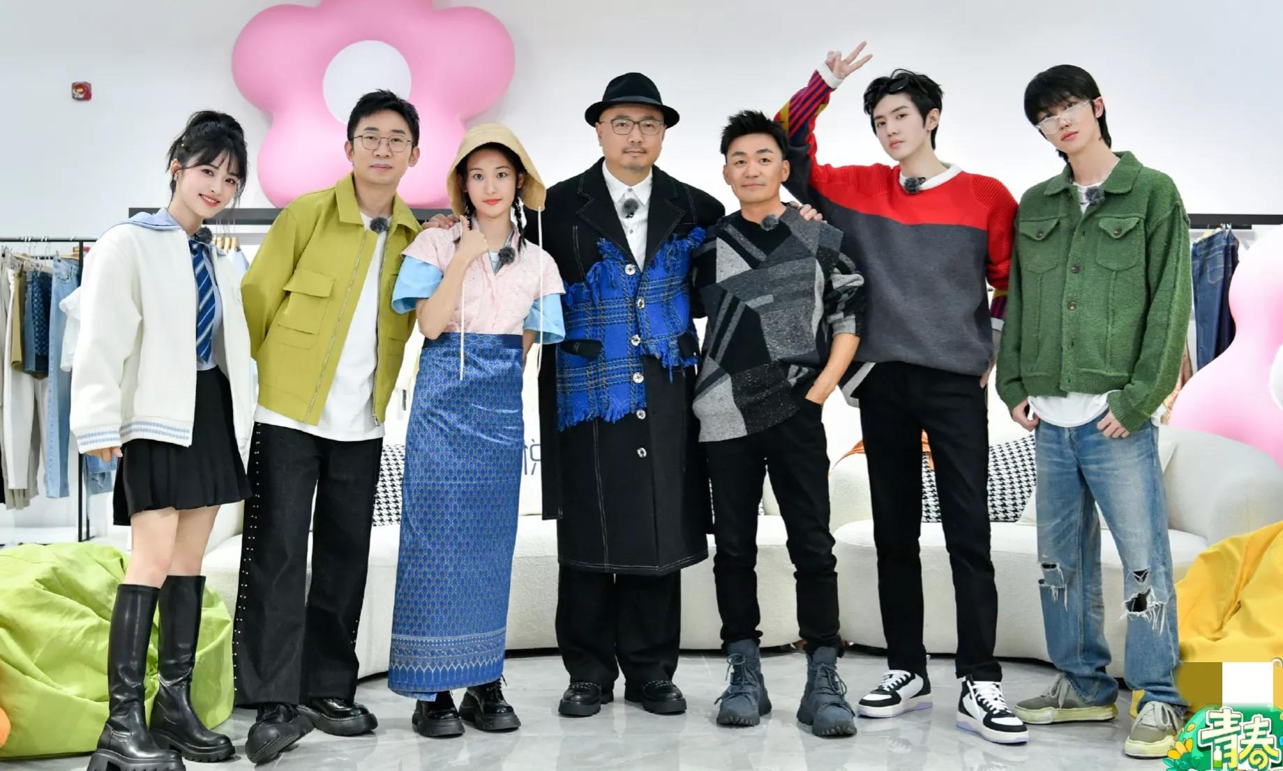 Zhang Yitong kissed Gao Ye, Xu Minghao was dumbfounded, everything was for winning, Zhang Yitong ...