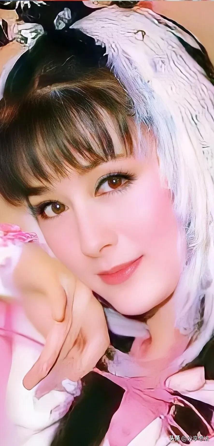 Star Nostalgia Series Picture Wallpaper ~ Pan Yingzi - iMedia