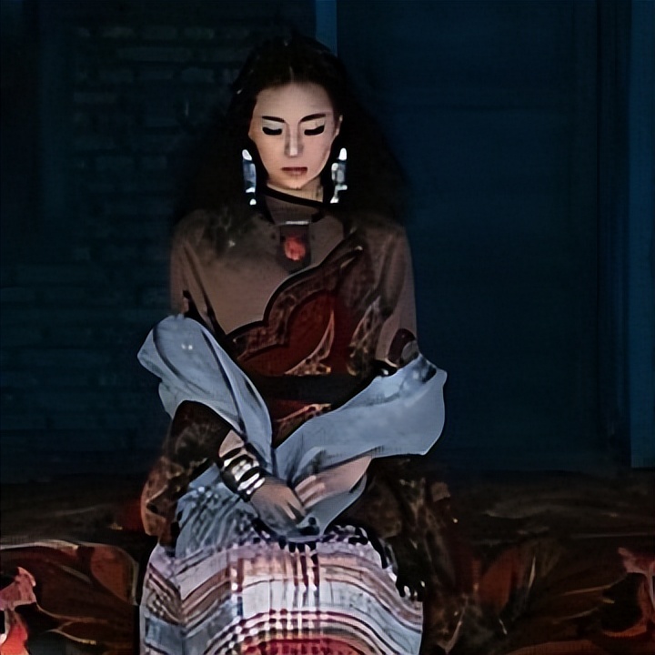 Singer Yun Duo: From the waiter to the Spring Festival Gala stage ...
