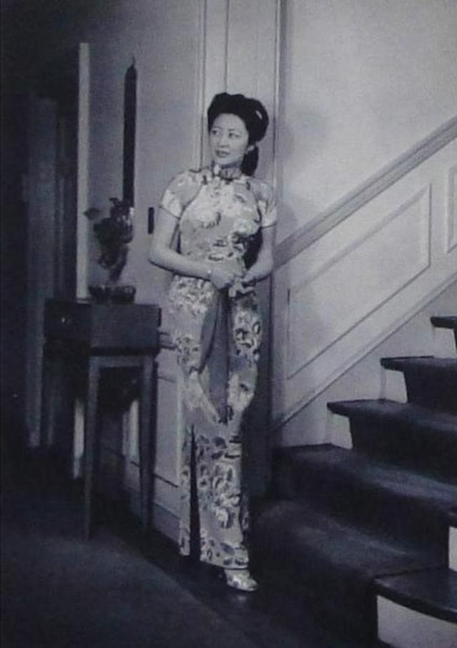 Some old movies: 32-year-old Soong Ching Ling was guarding the spirit ...