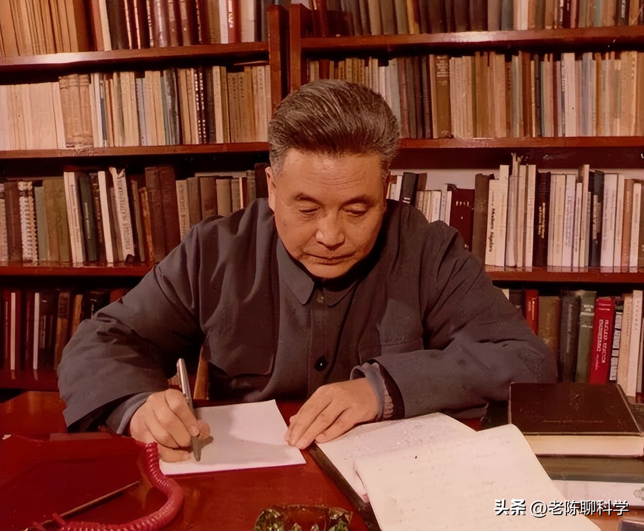 How did Yang Zhenning and Deng Jiaxian "share the same path" over the ...